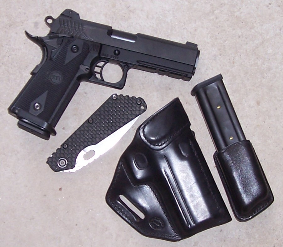 Index of /images/file/guns